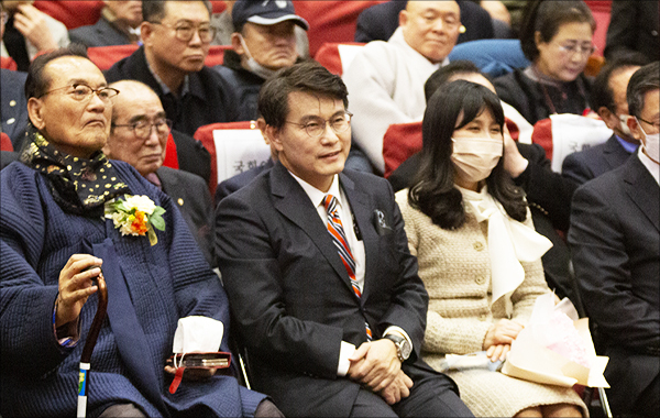 국민의힘 당권주자 윤상현 출판기념회 성료